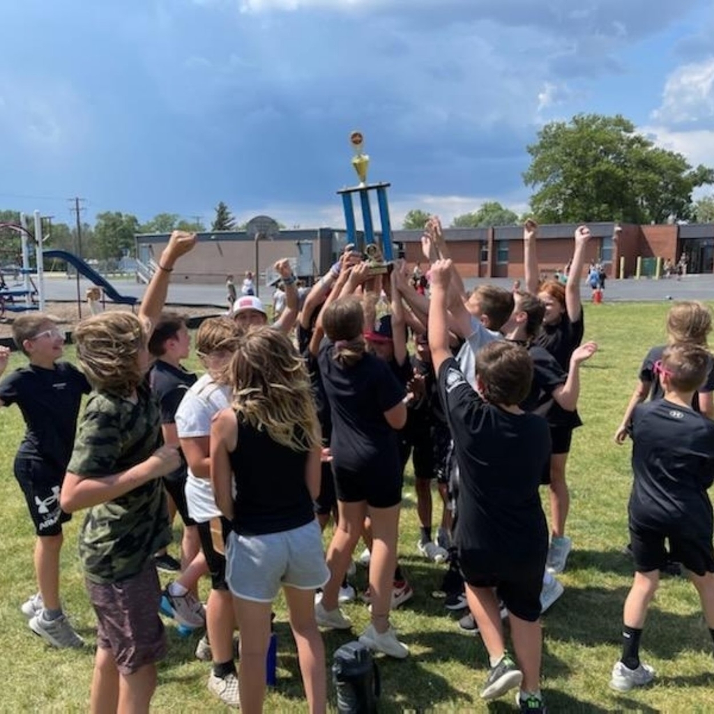 Live Feed | Manhattan School District 114